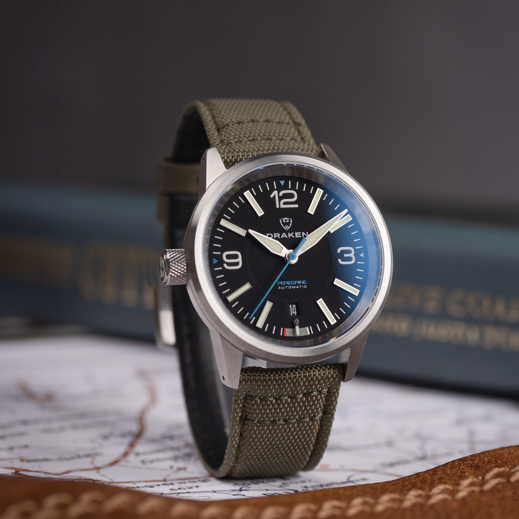 Olive sailcloth strap – Draken Watches